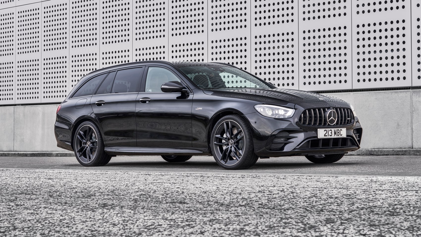 Mercedes-AMG E53 (2021) review: lurking in the shadows | CAR Magazine