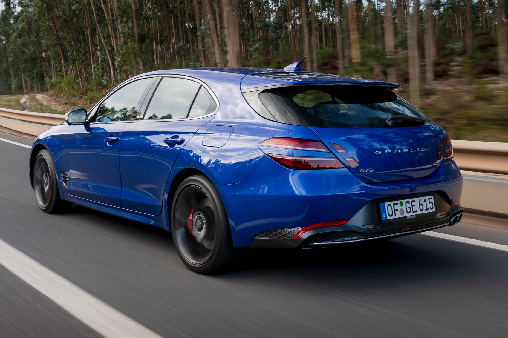 Genesis G70 Shooting Brake estate (2021) review: baby's got back | CAR ...