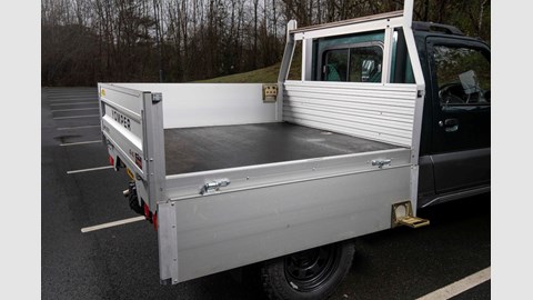 Yomper JMV275 Commercial review: underground, overground, Yompering ...