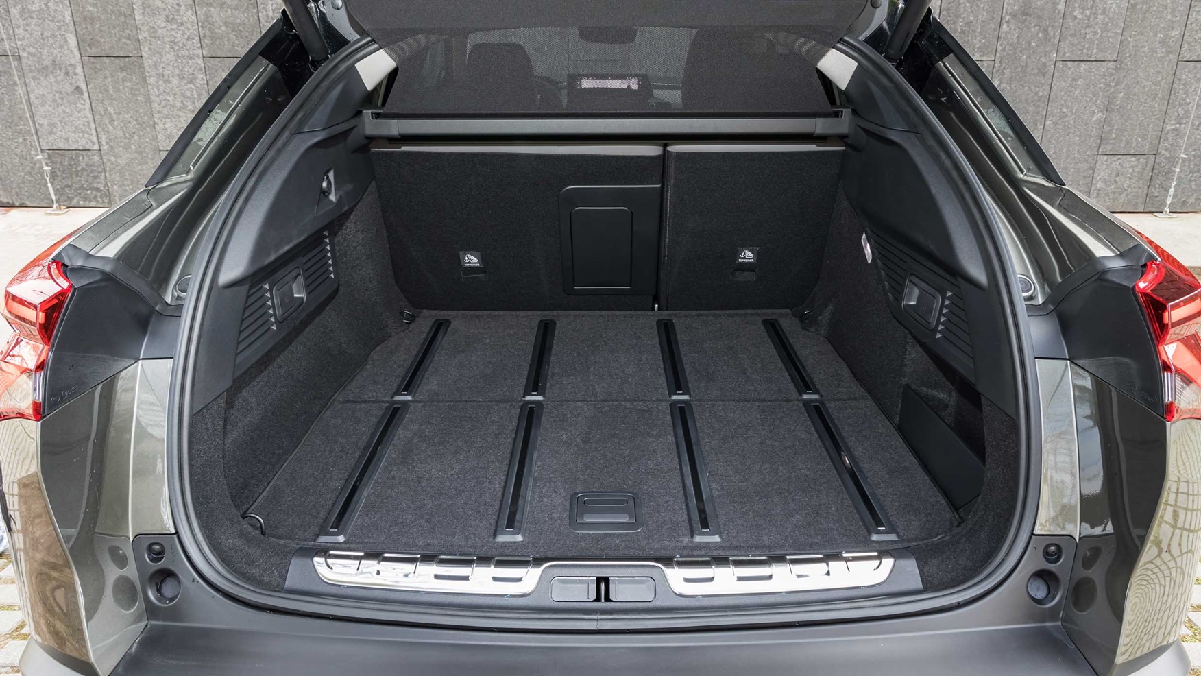 Citroen C5X review: the hybrid crossover tested | CAR Magazine