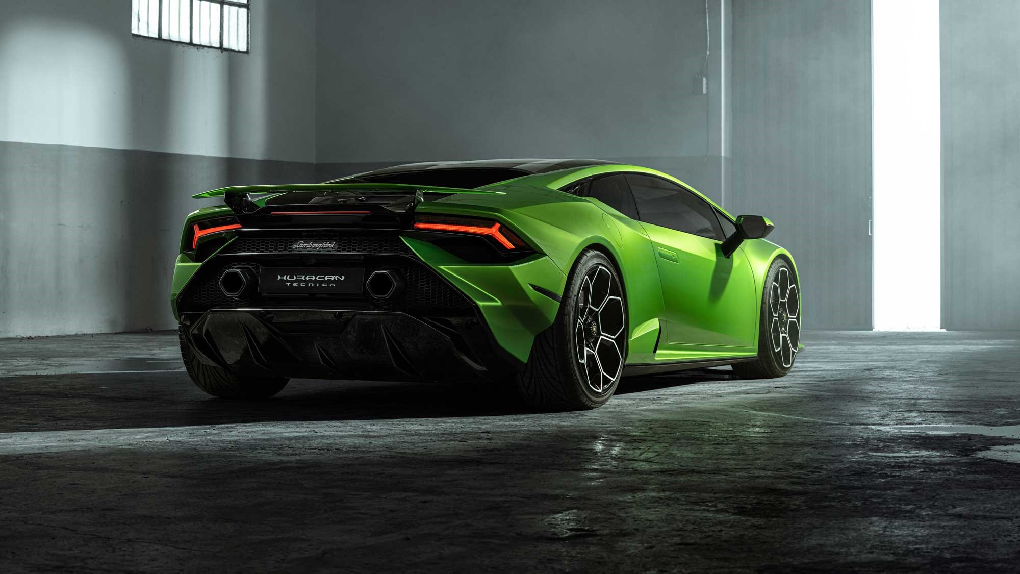 Lamborghini Huracan Tecnica: old bull, new tricks | CAR Magazine