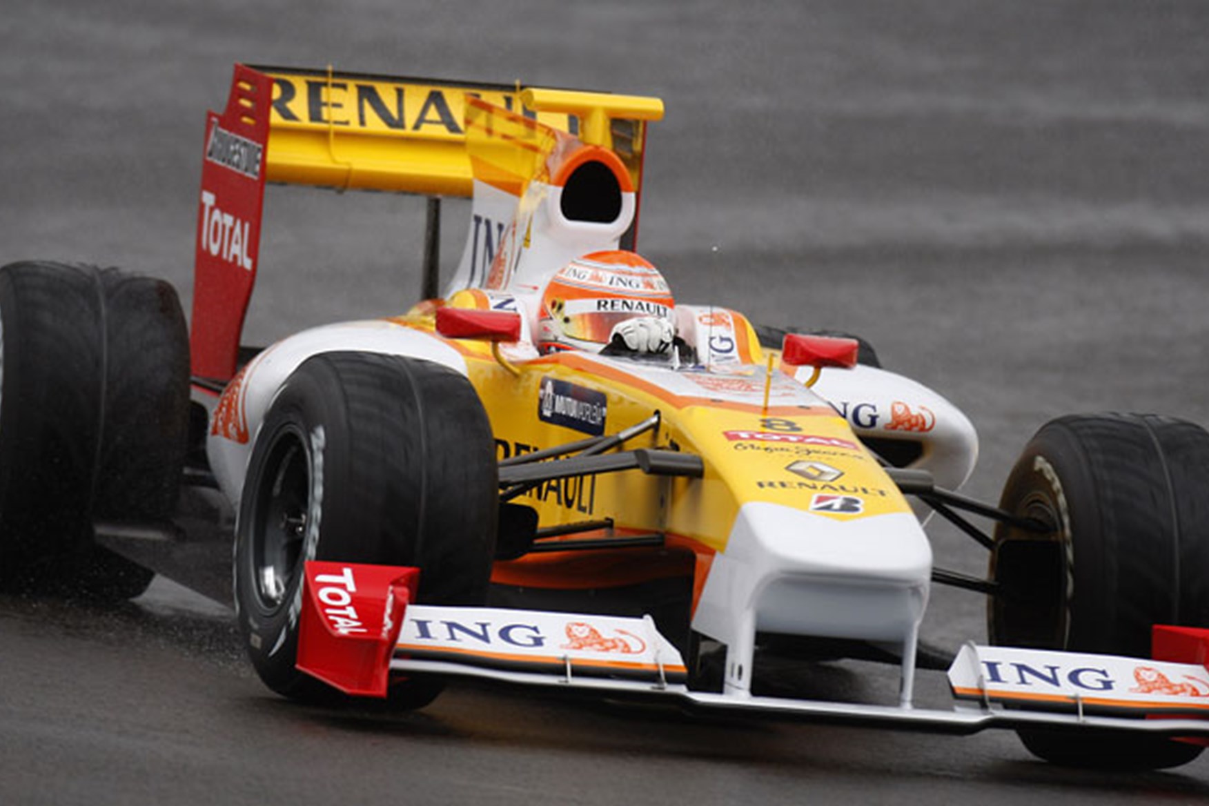 First picture of a 2019-spec front wing : r/formula1