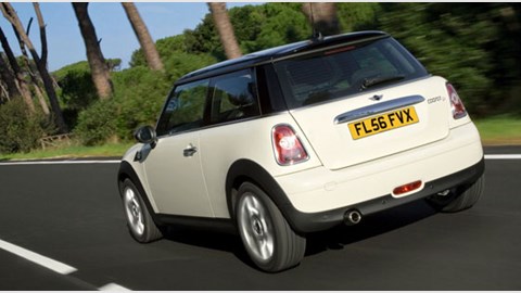 Mini One and Cooper D (2007) review