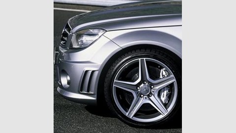 Mercedes C63 AMG (2007) review