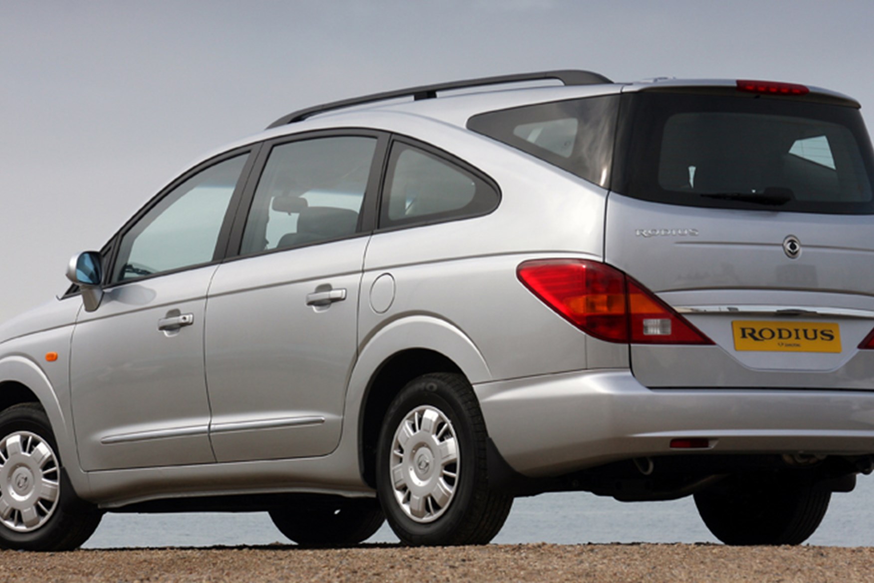 A recent post in DesignPorn got me thinking, which car might be able to ...