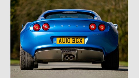 Lotus Elise (2010) first drive review