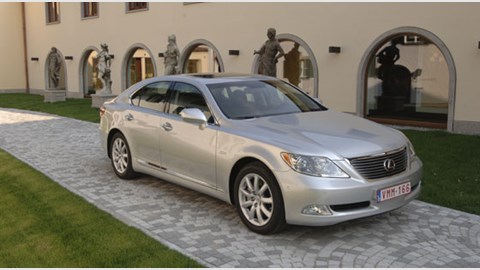 Lexus LS460 (2006) review