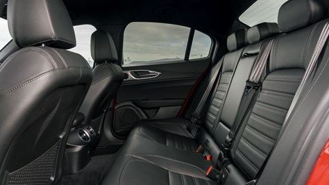 Alfa Romeo Giulia review: new 2023 Veloce on video