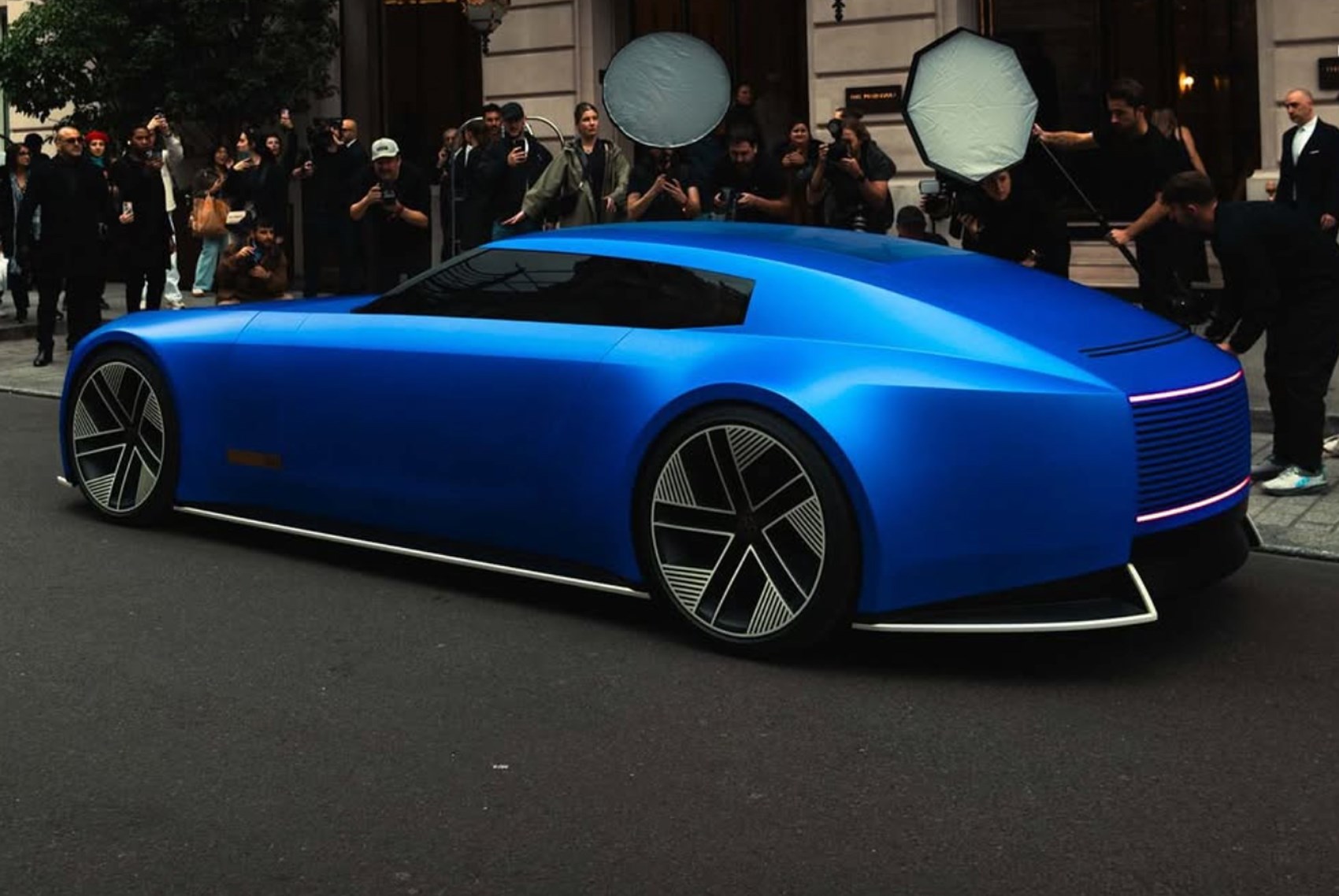 Jaguar's Type 00 concept: now available in blue