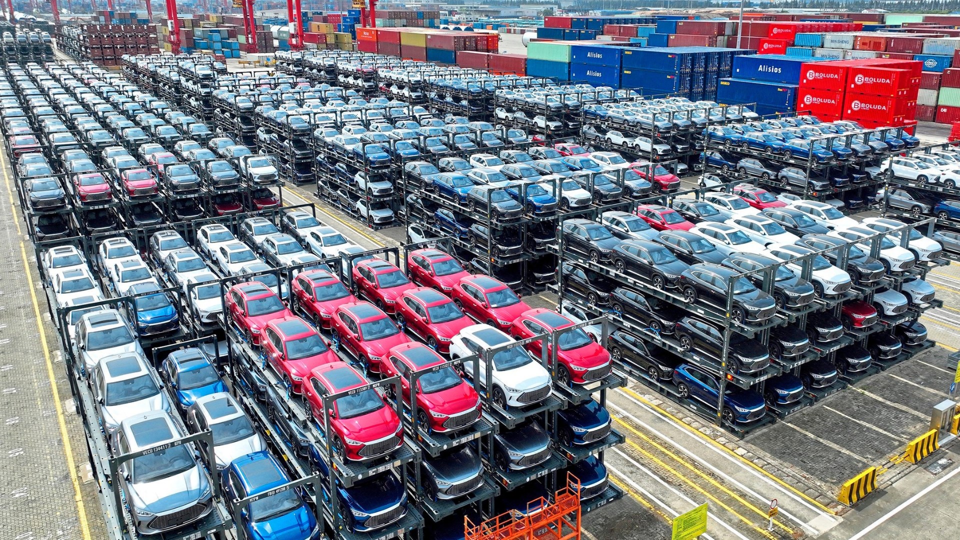 BYD, Xiaomi, Xpeng... which is China's answer to Tesla?