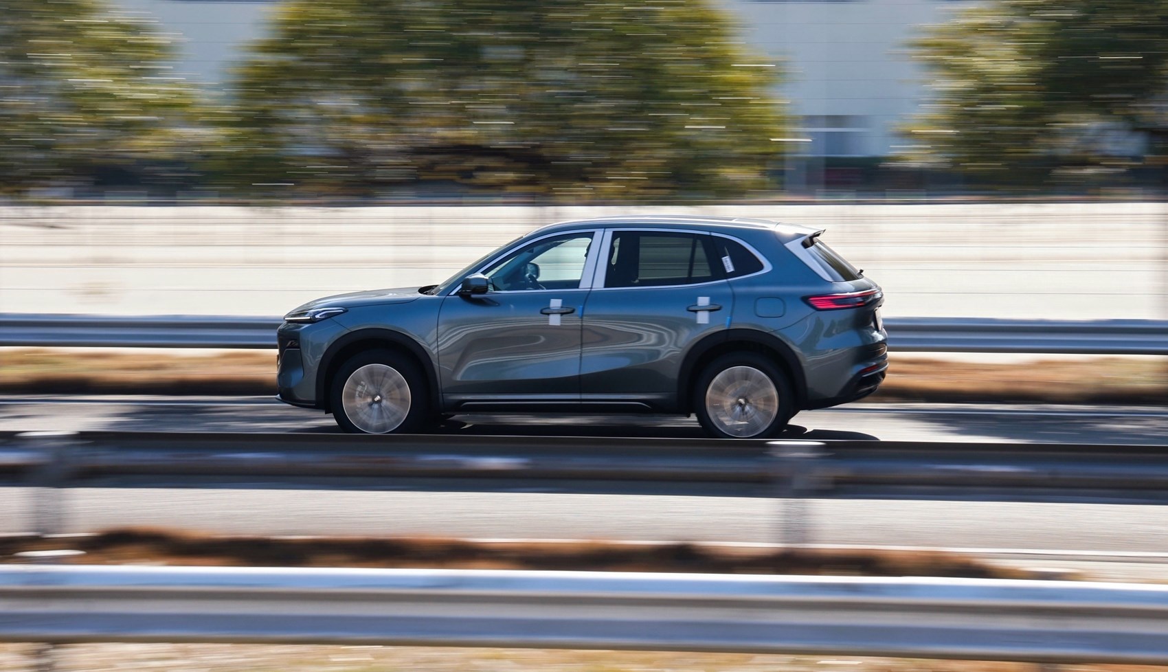 Geely Starray EM-I plug-in hybrid (2026) review: when they go high…