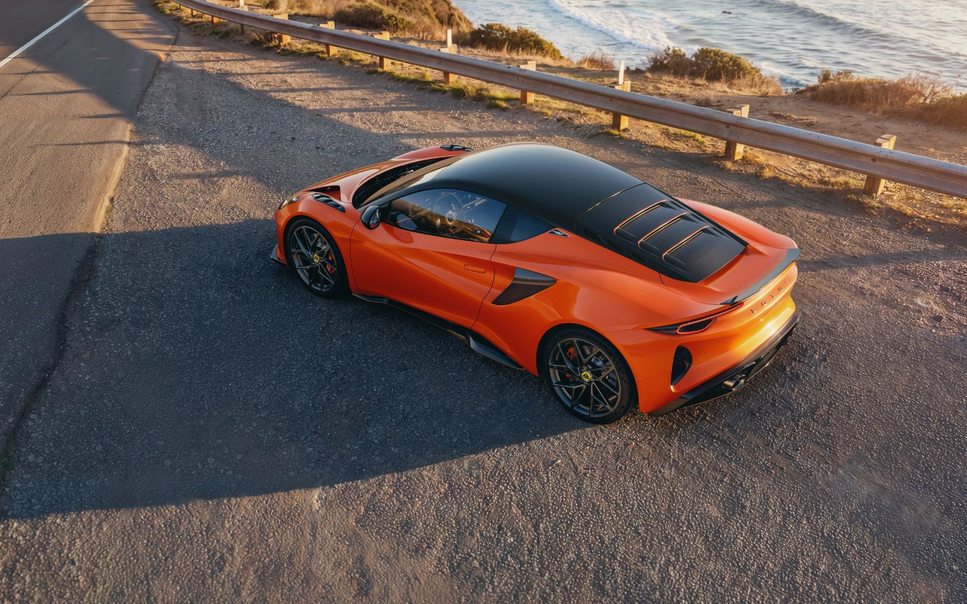 Now with a removable top - new Lotus Emira 420 Sport gets power and ...