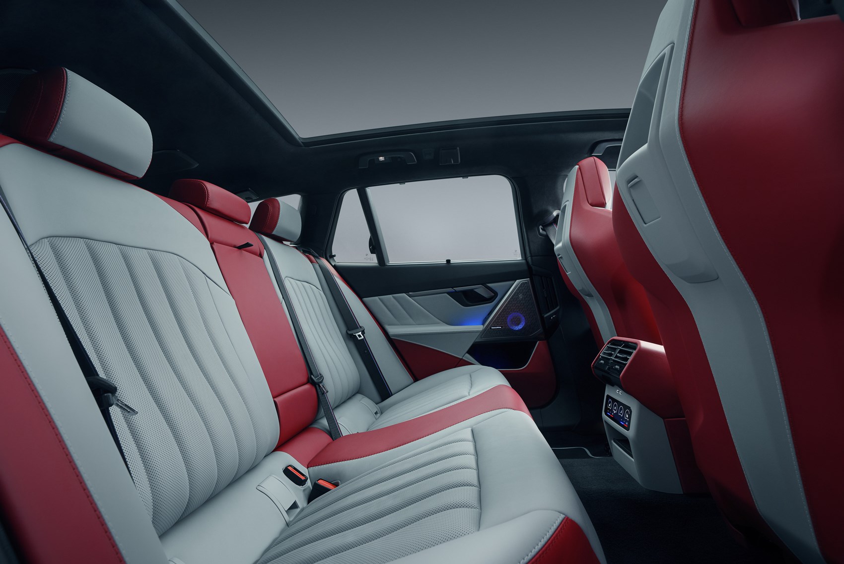 Bovensiepen 05 GT: 789bhp super estate opts for stealth
