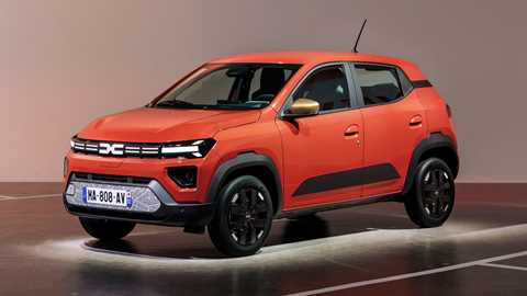 Dacia First Official Pictures | Car News